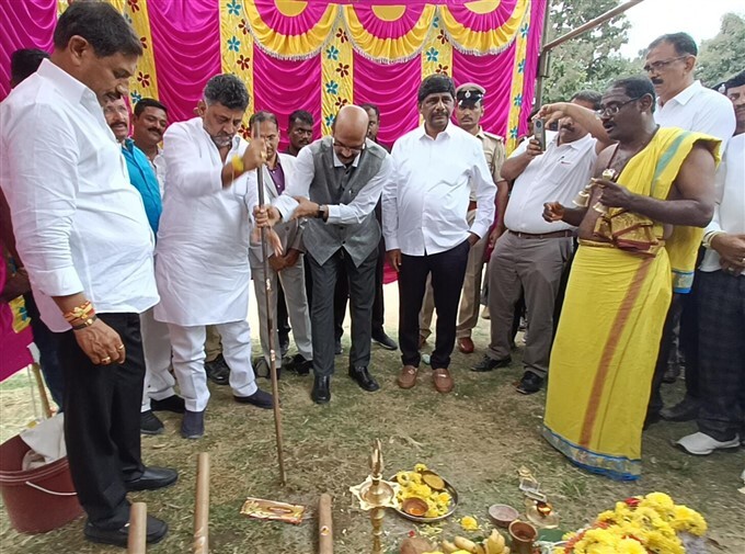 ಮಾಗಡಿ ಕ್ಷೇತ್ರದಲ್ಲಿ ಡಿಸಿಎಂ ಡಿ ಕೆ ಶಿವಕುಮಾರ್ ಗೆ ಅದ್ದೂರಿ ಸ್ವಾಗತ | DCM DK ...