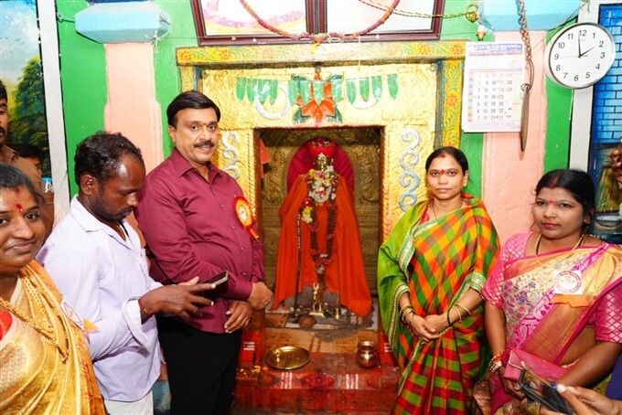 G.Janardhana Reddy: ಲಕ್ಷ್ಮಿ ಪೂಜಾ ಕಾರ್ಯಕ್ರಮದಲ್ಲಿ ಭಾಗಿಯಾಗಿ ಗಮನ ಸೆಳೆದ ಗಾಲಿ ...