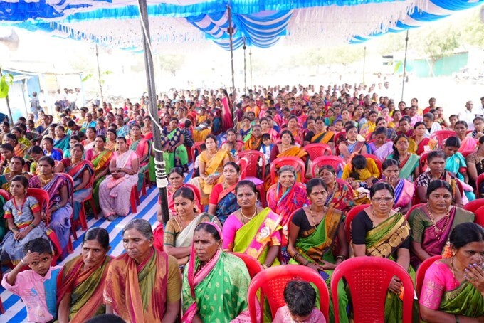 G.Janardhana Reddy: ಲಕ್ಷ್ಮಿ ಪೂಜಾ ಕಾರ್ಯಕ್ರಮದಲ್ಲಿ ಭಾಗಿಯಾಗಿ ಗಮನ ಸೆಳೆದ ಗಾಲಿ ...