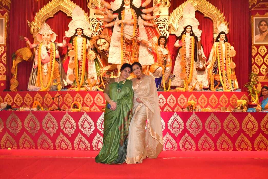 In Pics: Bollywood Stars Embrace Juhu's North Bombay Pandal Festivities ...