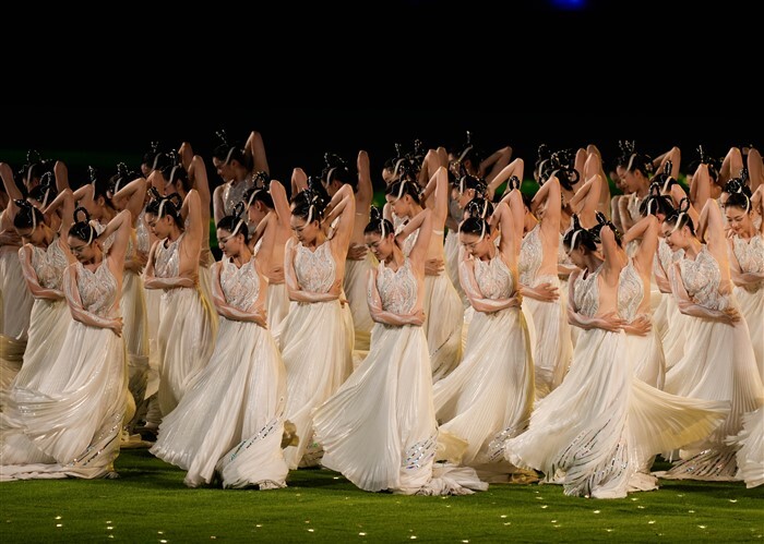 In Pics: Closing Ceremony Of The 19th Asian Games - Oneindia