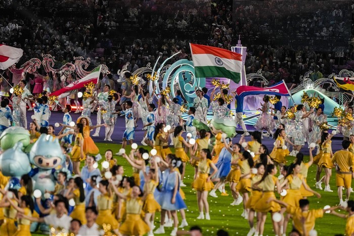 In Pics: Closing Ceremony Of The 19th Asian Games - Oneindia
