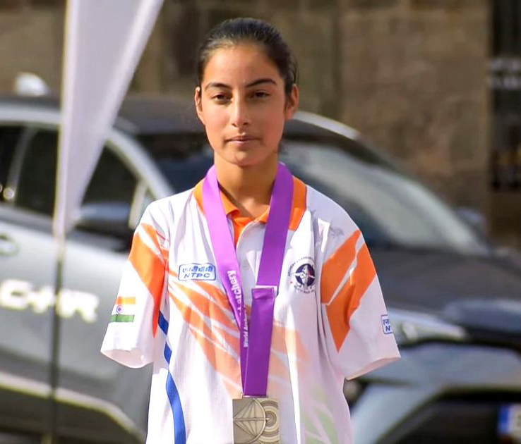 In Pics: India’s 16-Year-Old Armless Archer Sheetal Devi’s Pathbreaking ...
