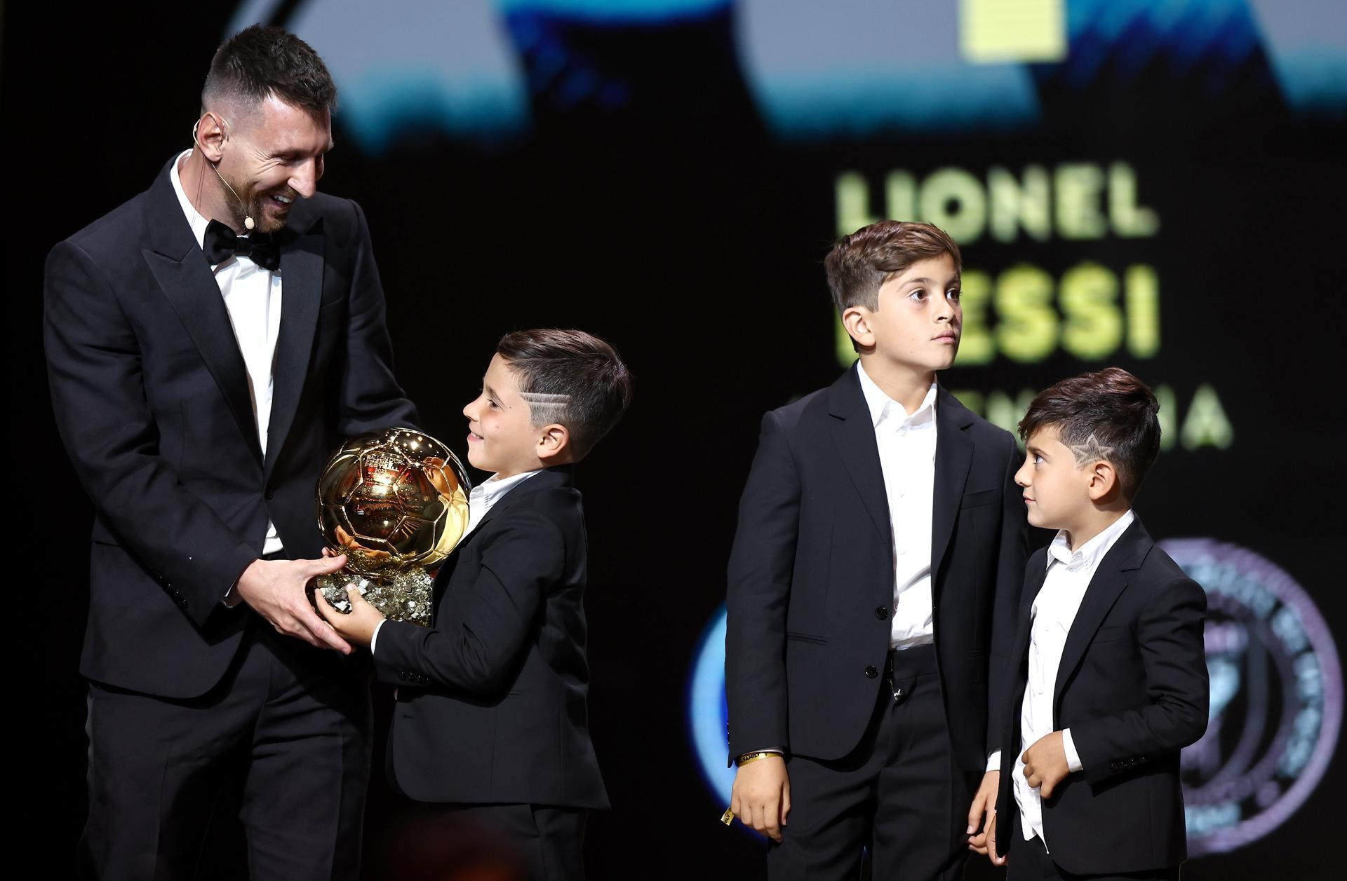In Pics: Lionel Messi Clinches 8th Ballon d'Or, Sets New Record - Oneindia