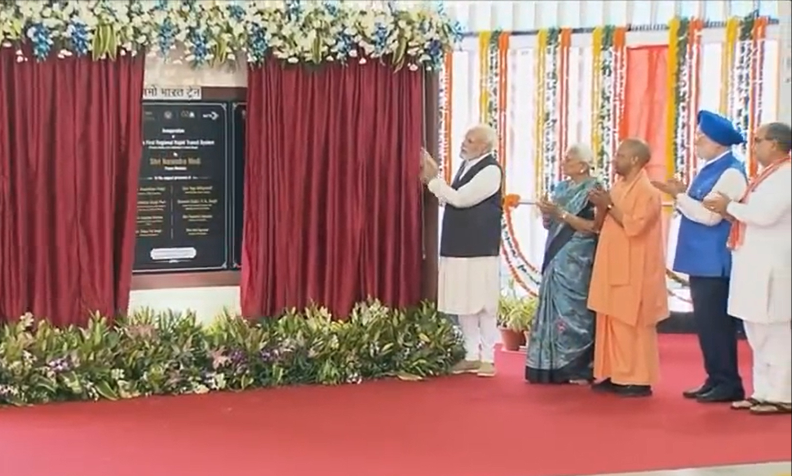 In Pics: PM Modi Launches RRTS Train in Uttar Pradesh - Oneindia