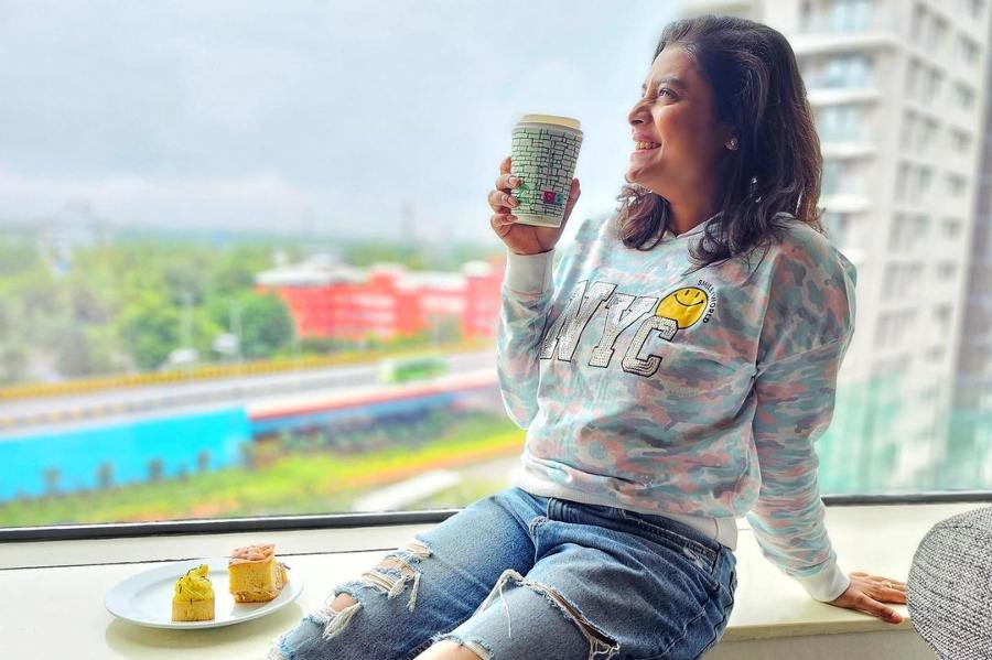 ক্যাজুয়াল লুকেও লাস্যময়ী গীতশ্রী, টেলি অভিনেত্রীর রূপে মোহিত নেট ...