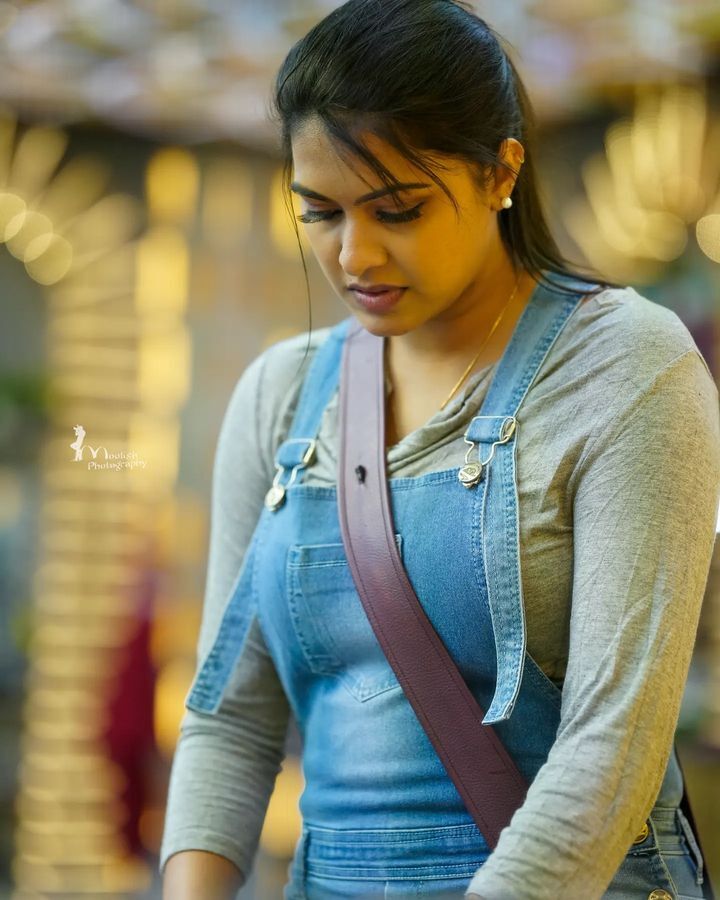 PHOTOS: அரியவகை நோயினால் அவஸ்தைப்படும் பிக் பாஸ் ரச்சிதா.. மீள்வாரா? ஆறுதல் கூறும் ரசிகாஸ் ...