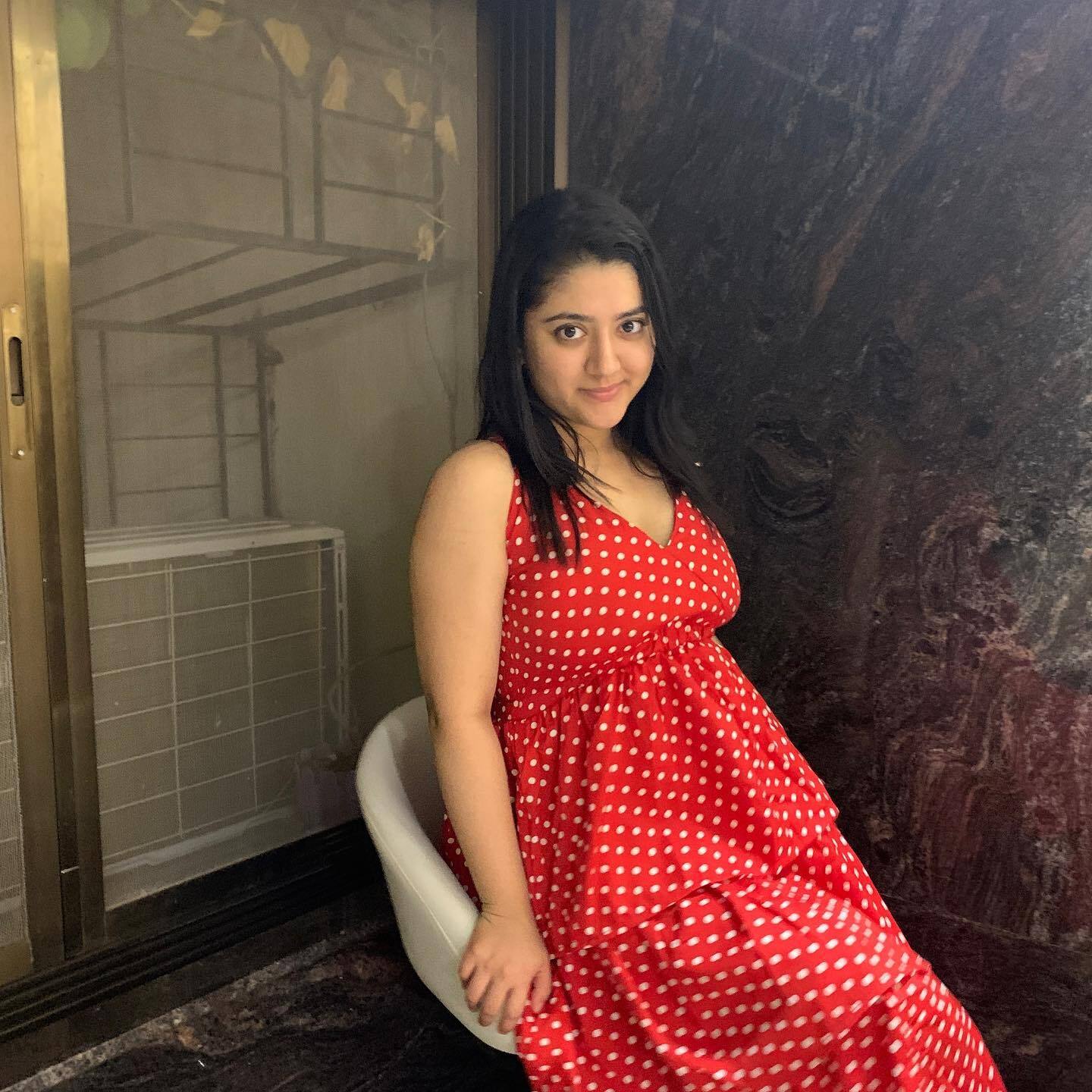 PHOTOS: 'சில்லுனு ஒரு காதல்' குட்டி பாப்பாவா இது! கொழுக்கு மொழுக்கு ...