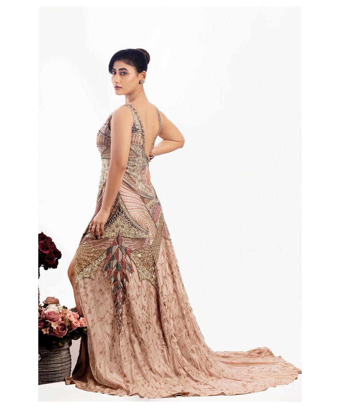 PHOTOS: படு மாடர்னாக களமிறங்கிய 'குக் வித் கோமாளி' பிரபலம்.. கமெண்டுகளை ...