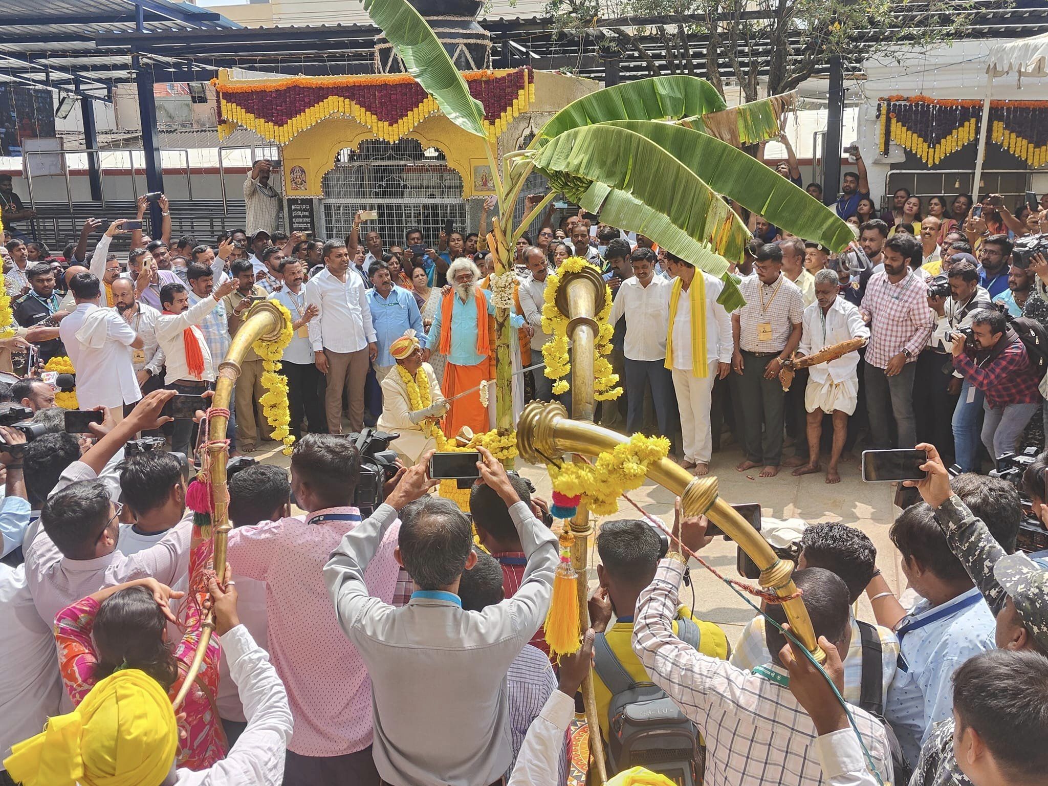 Hasanamba 2023: ಹಾಸನಾಂಬೆಯ ಪವಾಡವೇನು..? ಕ್ಷೇತ್ರದಲ್ಲಿ ನಡೆಯುವ ಅಚ್ಚರಿ ಏನು ...