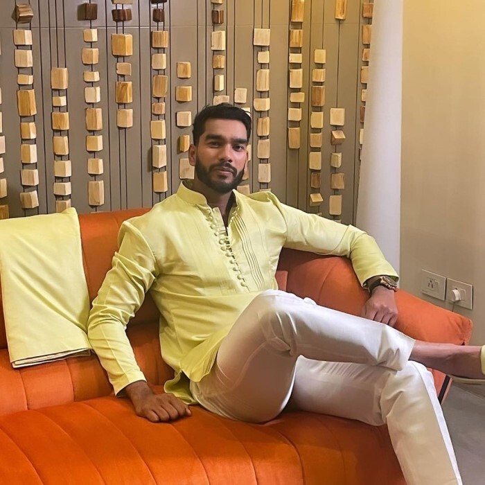 In Pics: Cricket Player Venkatesh Iyer Engaged To Shruti Raghunathan ...