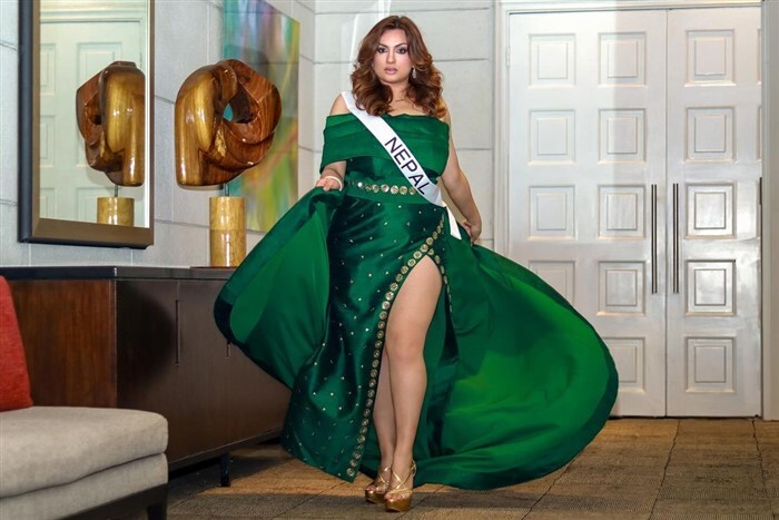 In Pics: Jane Dipika Garrett Breaks Barriers as First Plus-Size Model ...