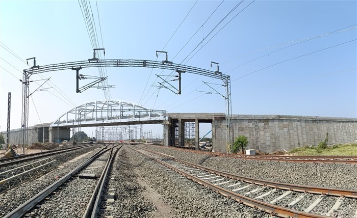 ಗುಜರಾತ್‌ನ ಈ ಭಾಗದಲ್ಲಿ ಹೊಸ ರೈಲ್ವೆ ಮೇಲ್ಸೇತುವೆ ನಿರ್ಮಾಣ, ಉದ್ದೇಶ ಏನು? | New ...