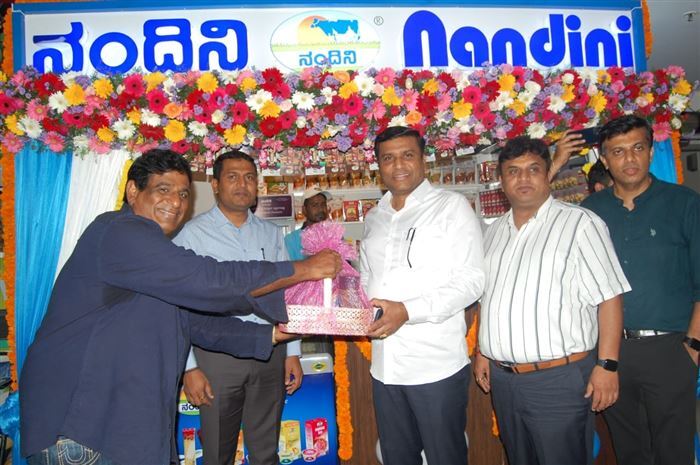 ನಾನು ನಂದಿನಿ ಐಟಿ ಟೆಕ್ ಪಾರ್ಕ್‌ಗೆ ಬಂದೀನಿ | Now Nandini Booth Open In IT Tech Parks Bengaluru ...