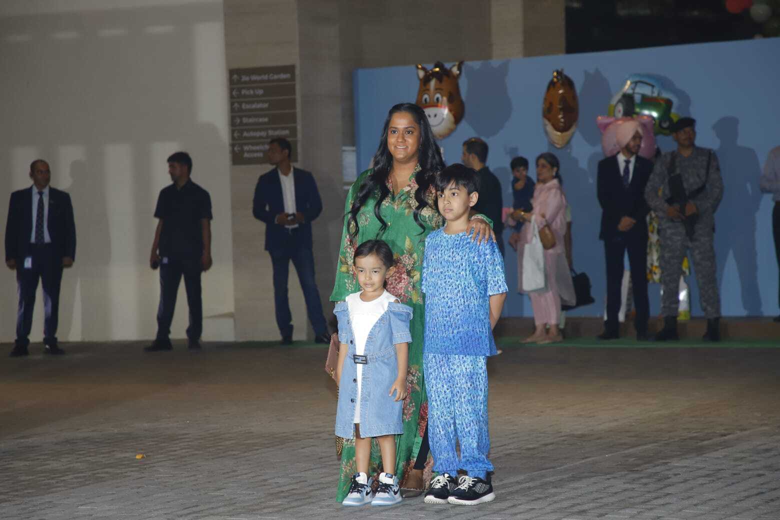 Isha Ambani’s Twins’ 1st Birthday Bash | Ambani Family Twin Kids ...