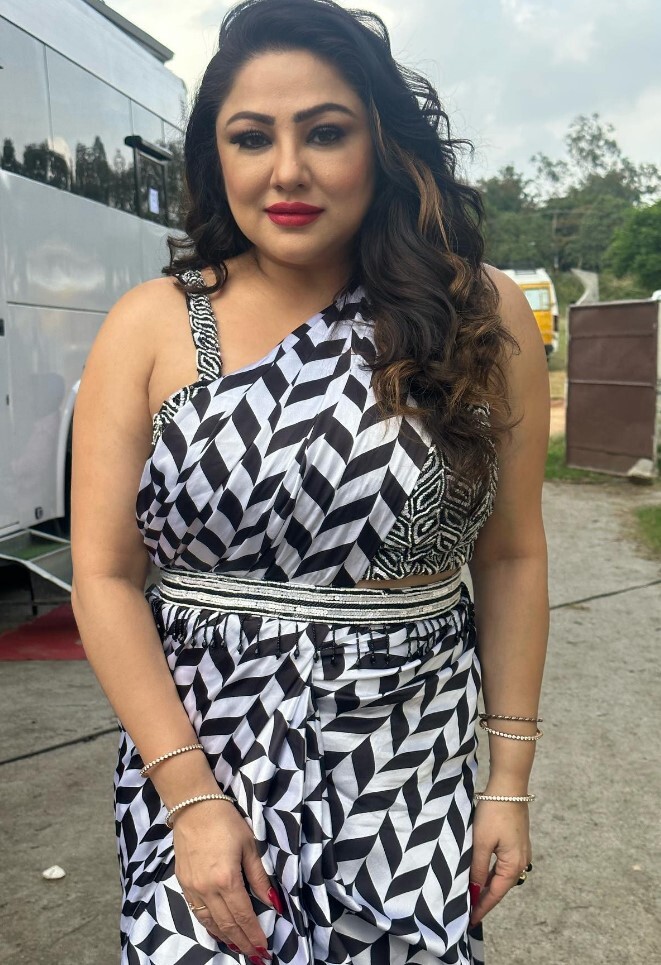 PHOTOS: அஜித் பட நடிகையா இது? அடையாளம் தெரியாமல் ஆளே மாறிட்டாங்களே ...