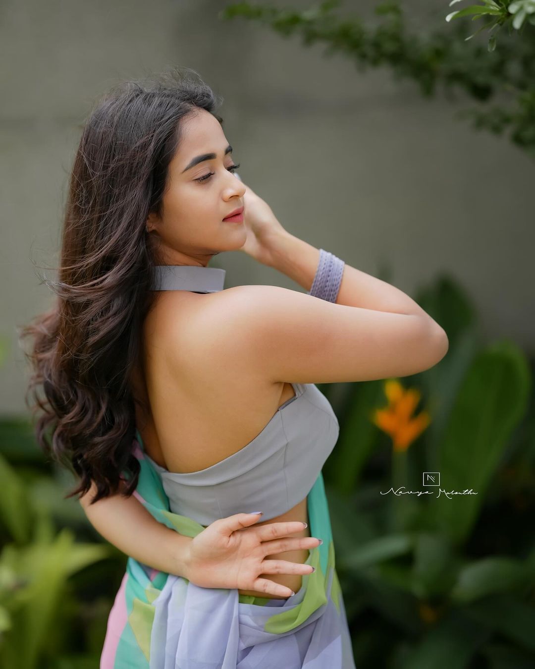 దీప్తి సునైనా అందాల సునామీ.. సొగసులతో మైమరిపిస్తుందిగా! | Deepti ...