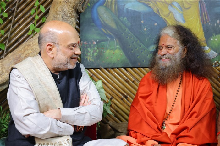 ಋಷಿಕೇಶದಲ್ಲಿ ಬಾಬಾ ರಾಮ್‌ದೇವ್‌ ಜೊತೆ ಪೂಜೆ ಮಾಡಿದ ಗೃಹ ಸಚಿವ ಅಮಿತ್ ಶಾ | Home Minister Amit Shah ...