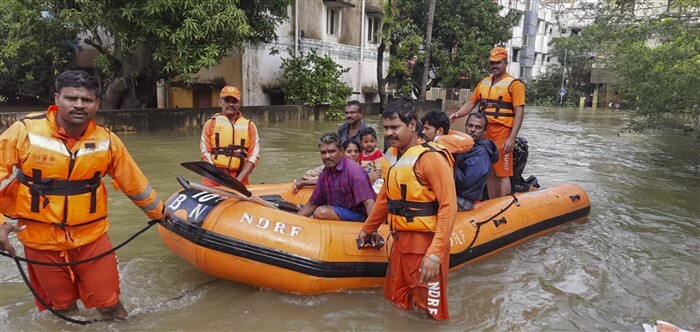 In Pics: Chennai Grapples with Cyclone Michaung Aftermath - Oneindia