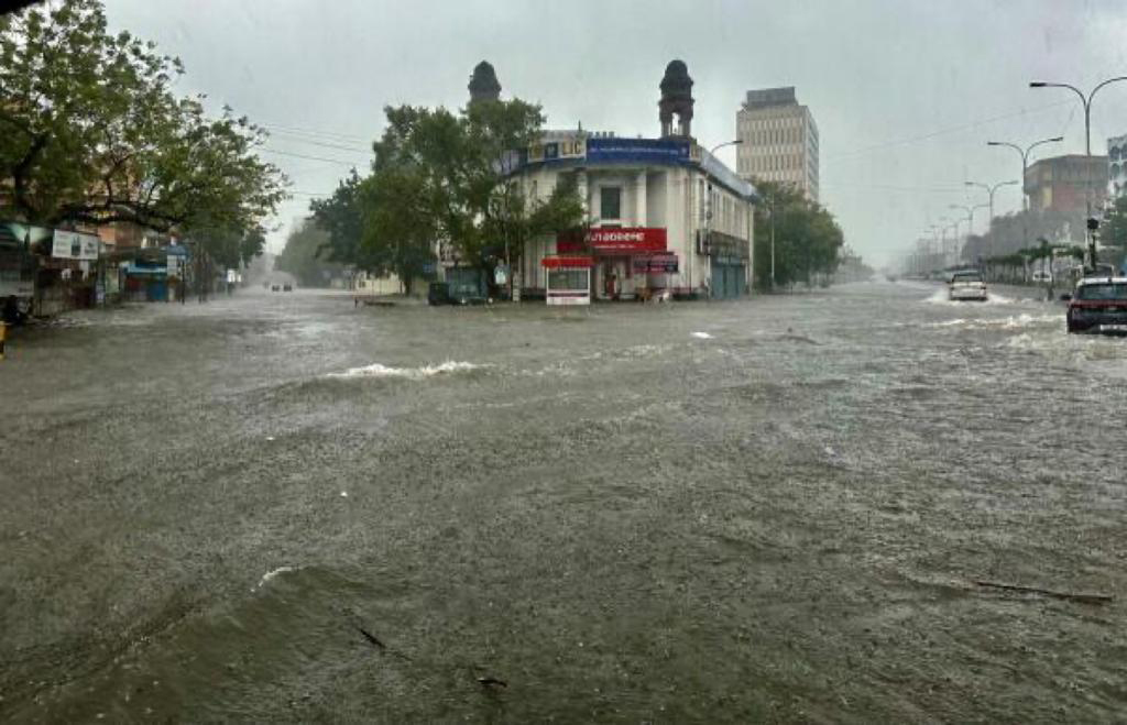 In Pics: Cyclone Michaung Intensifies, Heavy Rain Submerges Chennai ...
