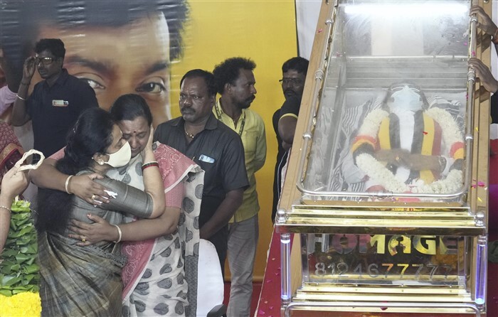 In Pics: Final Journey Of DMDK Chief & Actor Vijayakanth - Oneindia