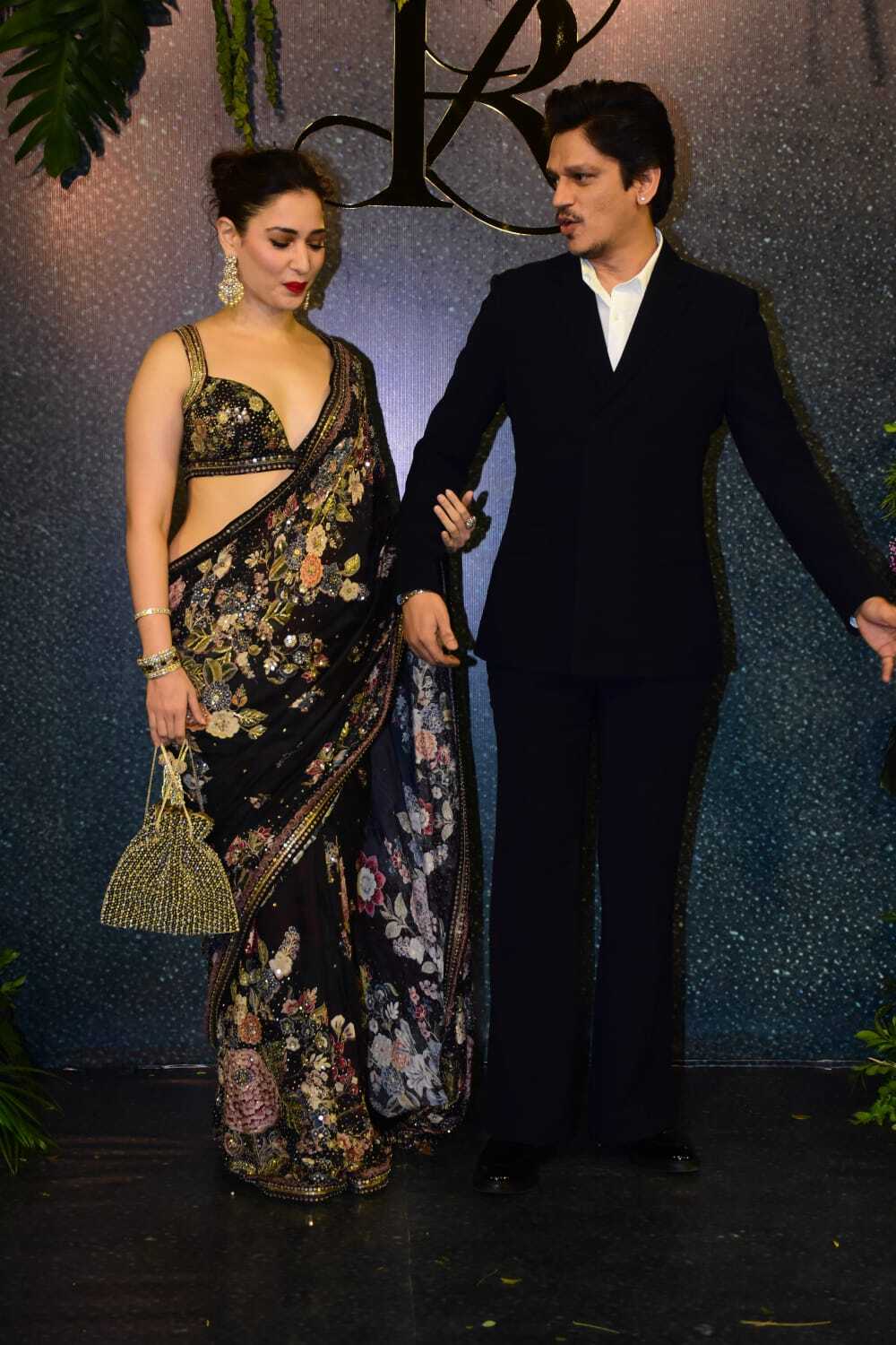 रणदीप हुड्डा के रिसेप्शन में तमन्ना भाटिया का हाथ थामे पहुंचे विजय वर्मा, यूजर्स बोले- अब तो ...