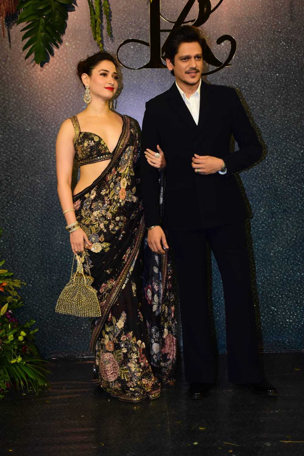 रणदीप हुड्डा के रिसेप्शन में तमन्ना भाटिया का हाथ थामे पहुंचे विजय वर्मा, यूजर्स बोले- अब तो ...