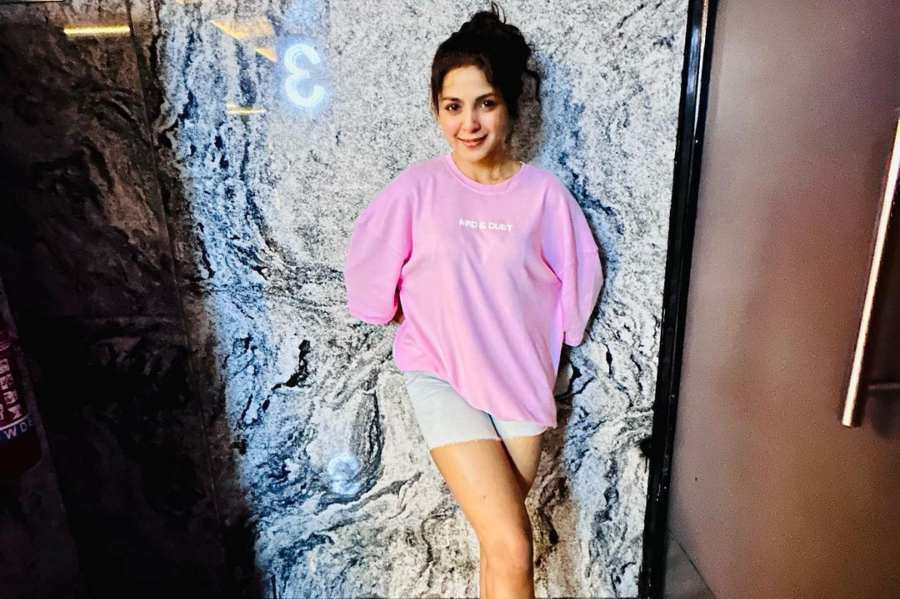 মেদহীন ফিগারে অনন্যা শার্লি, গ্ল্যামার দেখে রাতের ঘুম উড়ছে লাখো পুরুষের! | See Actree ...