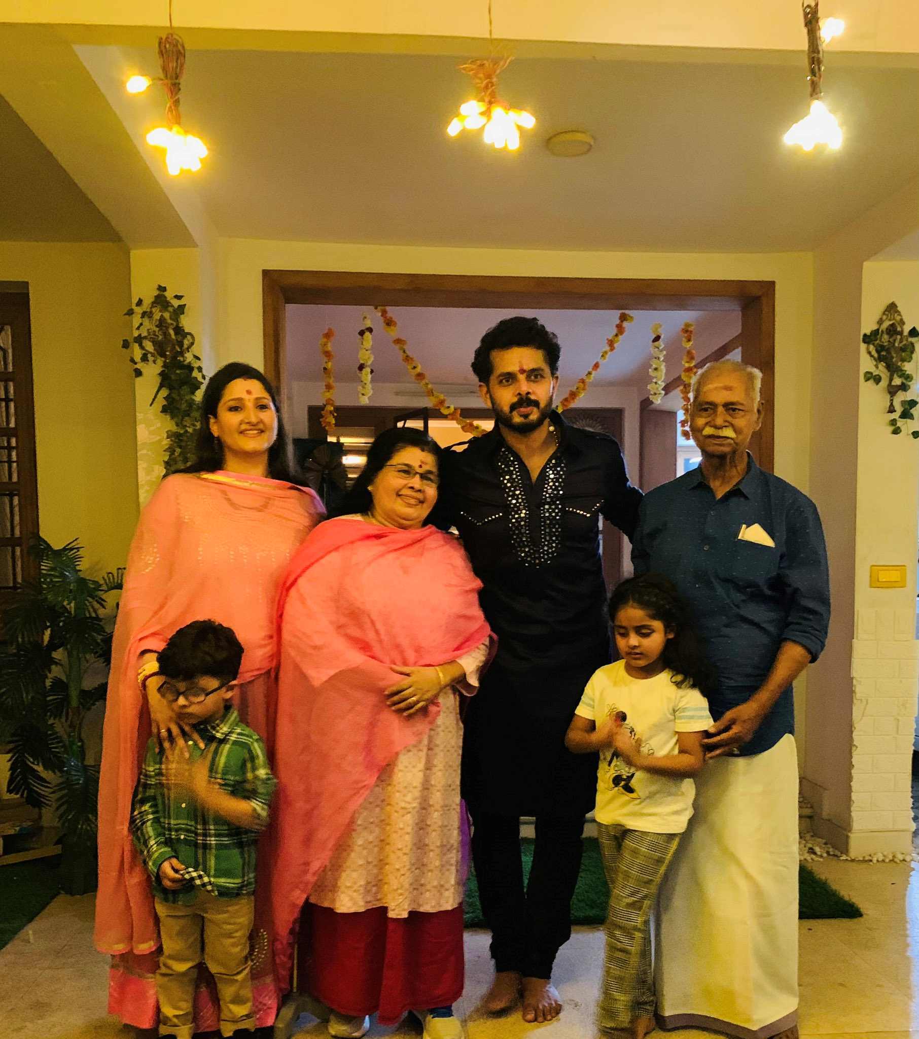 राज परिवार से ताल्लुक रखती हैं श्रीसंत की पत्नी, हर मुश्किल समय में ...