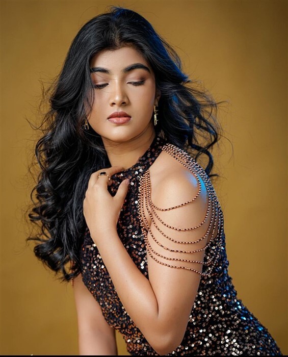 Amrutha Prem: ಬ್ಲ್ಯಾಕ್‌ ಡ್ರೆಸ್‌ನಲ್ಲಿ ಬೋಲ್ಡ್‌ ಆಗಿ ಕಾಣಿಸಿಕೊಂಡ ಅಮೃತಾ ಪ್ರೇಮ್ | Actress Amrutha Prem ...