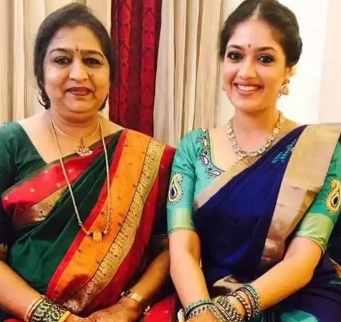 PHOTOS: விஜயகாந்த், ரஜினி பட நடிகையா இது? குடும்பம் குட்டின்னு ஆளே ...