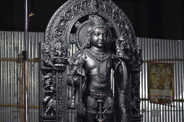 PHOTOS: ராமர் கோவில் கருவறைக்குள் இடம் பெறாத 51 அங்குல ராமர் சிலை.. ஏன்? வெளியான புகைப்படம் ...