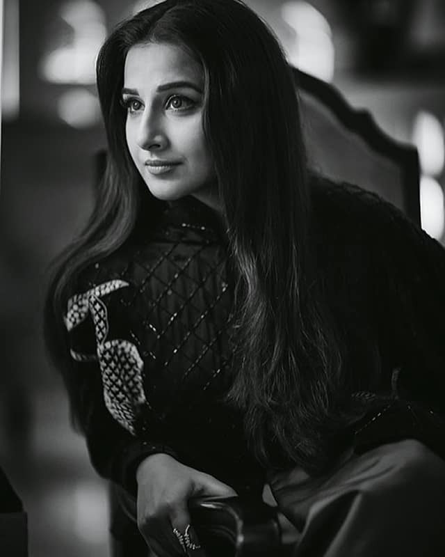Vidya Balan के साथ यह क्या हुआ, हो गईं इस धोखे का शिकार! पोस्ट शेयर कर ...