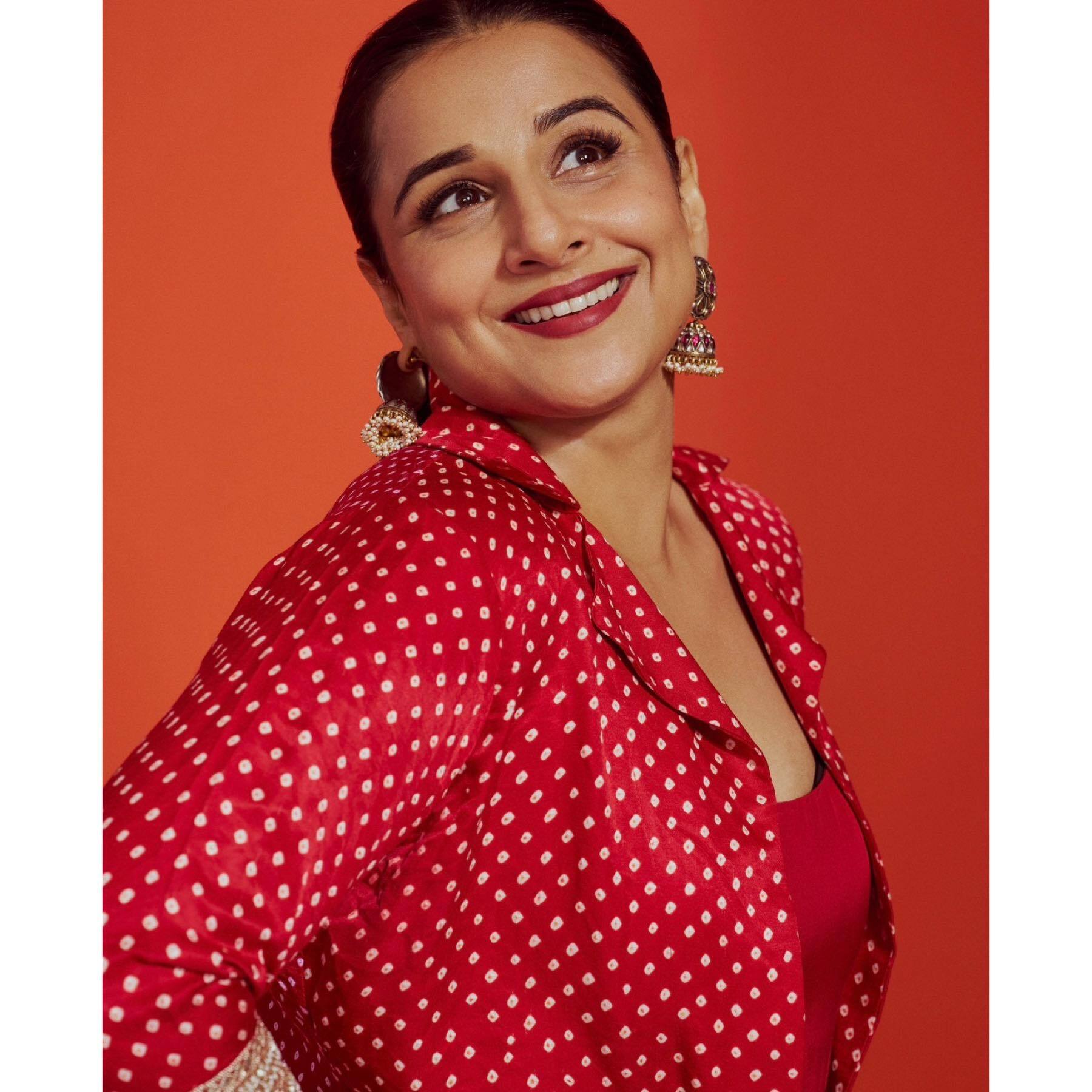 Vidya Balan के साथ यह क्या हुआ, हो गईं इस धोखे का शिकार! पोस्ट शेयर कर ...