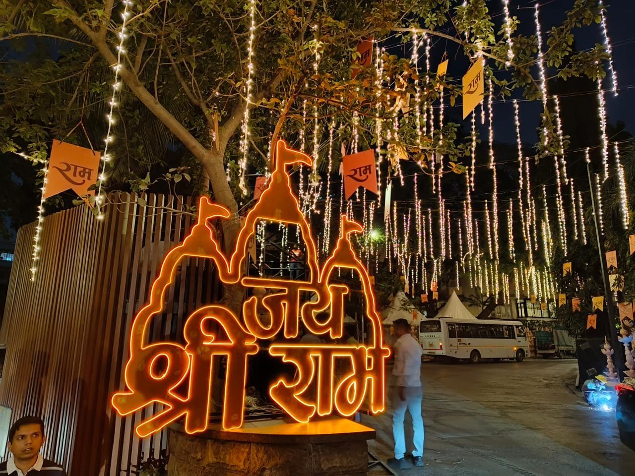 In Pics: Mukesh Ambani Lights Up 'Antilia' in Red & 'Jai Shri Ram ...