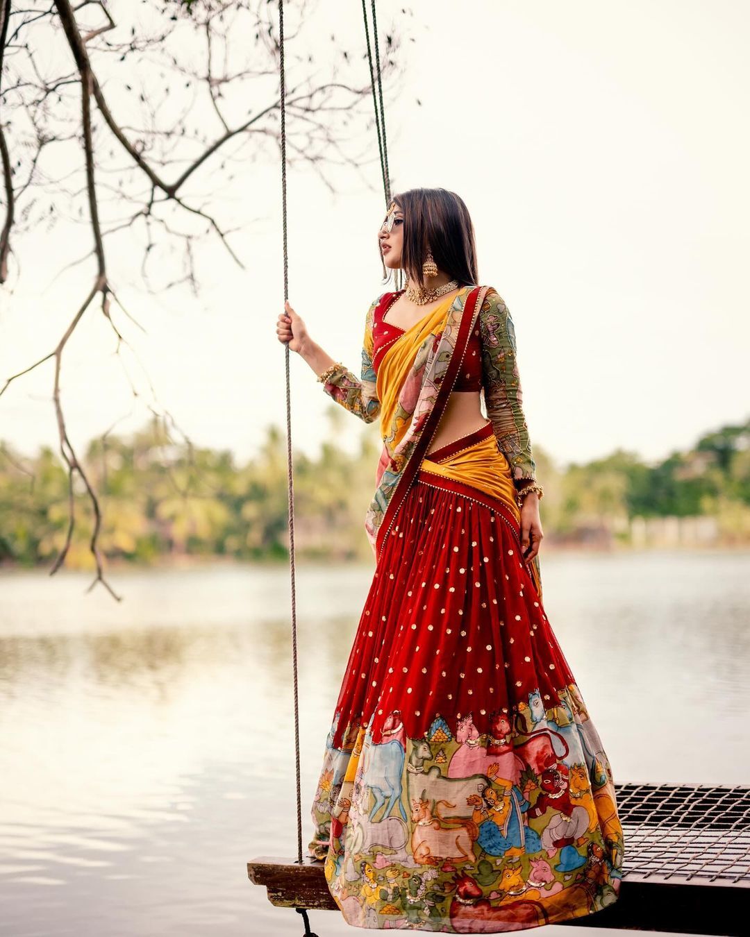 In Pics: Sreeleela Stuns in Traditional Attire, Instagram Photoshoot ...
