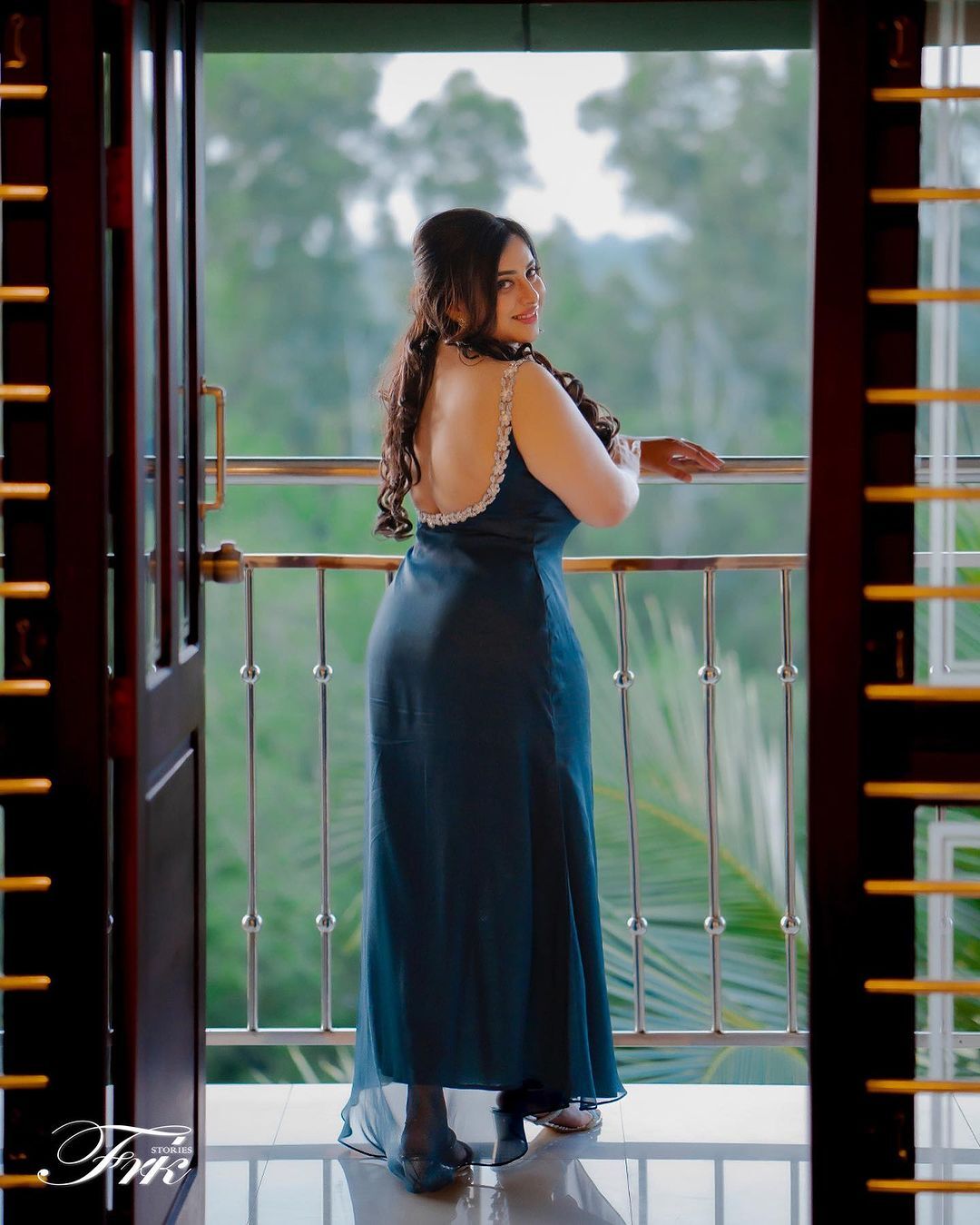 Anna Reshma Rajan: വെറും അഴകല്ല, സൂപ്പർ അഴക്... പുത്തൻ ലുക്കിൽ അന്ന രാജ ...