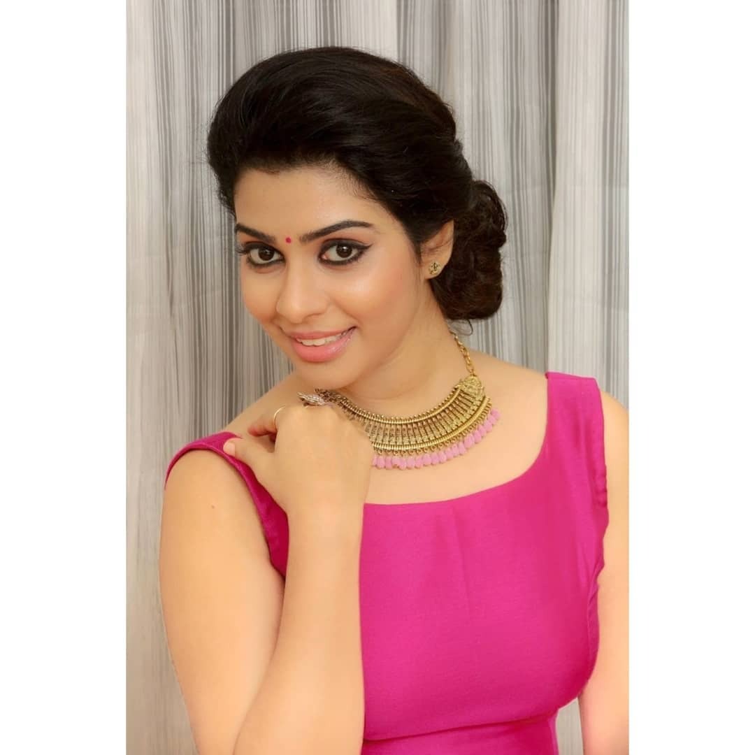 PHOTOS: 'பிச்சைக்காரன்' பட ஹீரோயினா இது? திருமணத்திற்கு பிறகு ஆளே ...