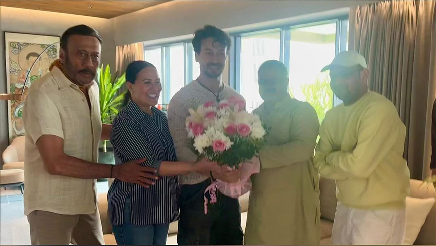 Ram Mandir Inauguration 2024: Alia-Ranbir to Rajnikanth, Full Celeb ...