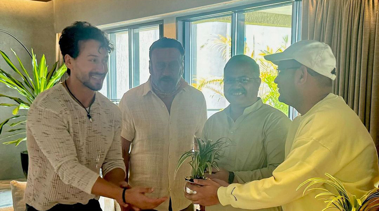 Ram Mandir Inauguration 2024: Alia-Ranbir to Rajnikanth, Full Celeb ...