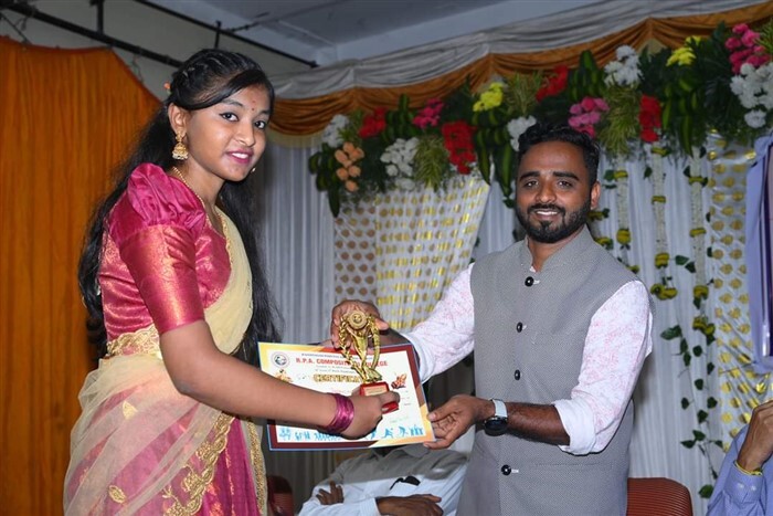 Singer Mohan Kumar: ರಾಜ್ಯಮಟ್ಟದ ಯುವಜನೋತ್ಸವ ಸ್ಪರ್ಧೆಯಲ್ಲಿ ಜಾನಪದ ಹಾಡು ಹೇಳಿ ...