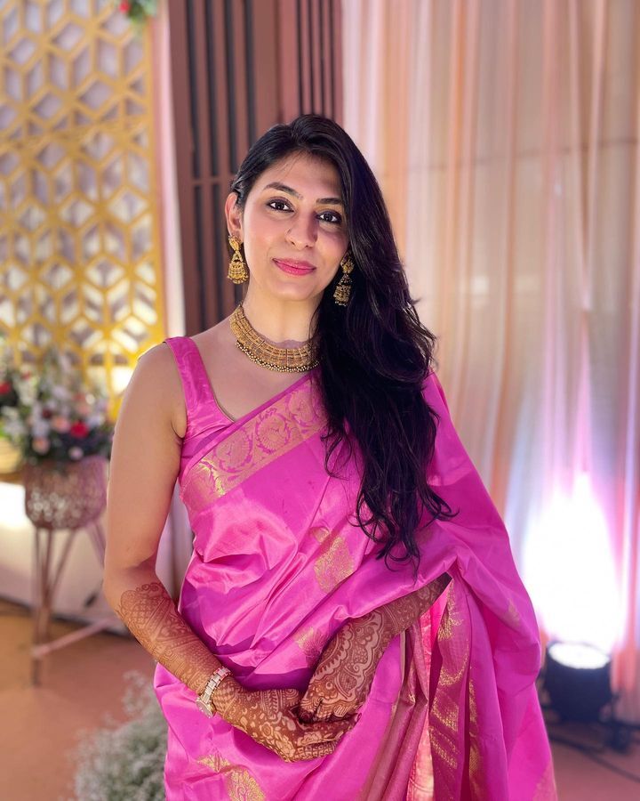 PHOTOS: ஹீரோயினாக அறிமுகமாகும் போலீஸ் டிஜிபி மகள்.. பிரபல வெற்றி இயக்குநர் படத்தில் அறிமுகம் ...