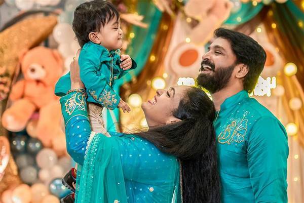 PHOTOS: மகனின் பிறந்தநாளை விமரிசையாக கொண்டாடிய மிர்ச்சி செந்தில் ...