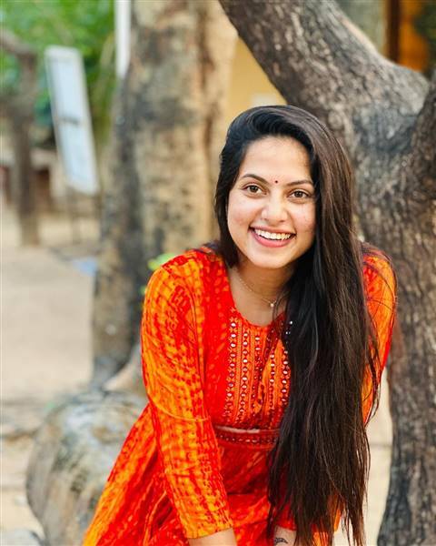 PHOTOS: தாய்லாந்தில் ஜாலி பண்ணும் எதிர்நீச்சல் சீரியல் நடிகை.. மாடர்ன் ...