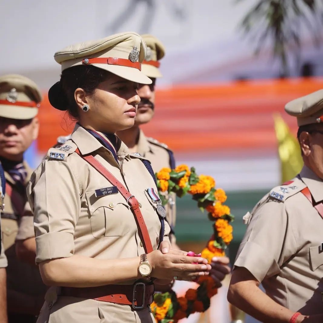 किसी को एक नहीं मिलती, इन्होंने 16 सरकारी नौकरी के ऑफर ठुकराए, पहली बार में पास की UPSC, जानिए ...