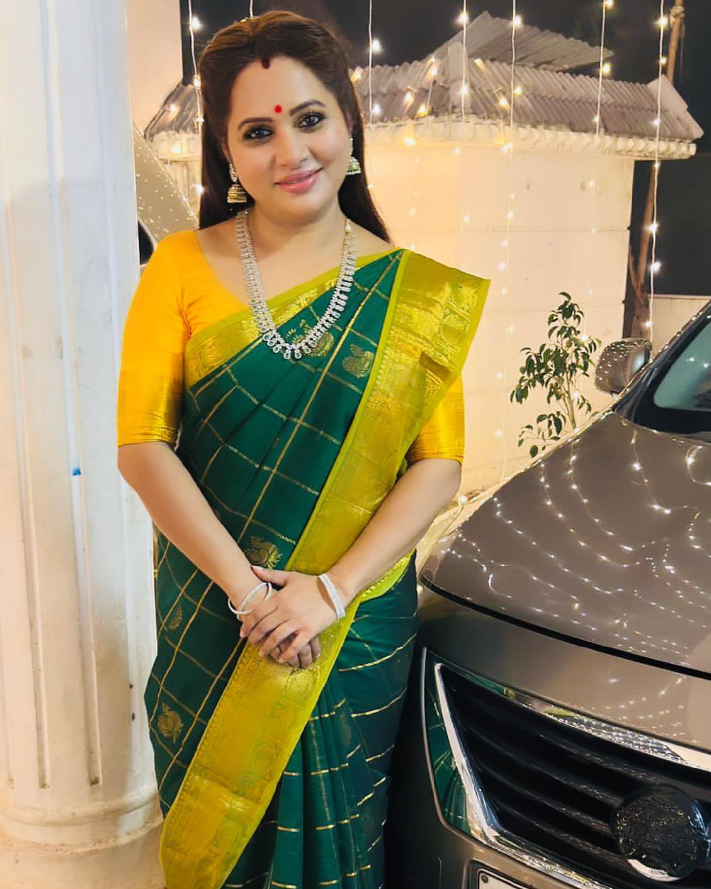 பாண்டவர் பூமி ஹீரோயினை நியாபகம் இருக்கா? இப்போ எப்படி இருக்காங்கன்னு ...