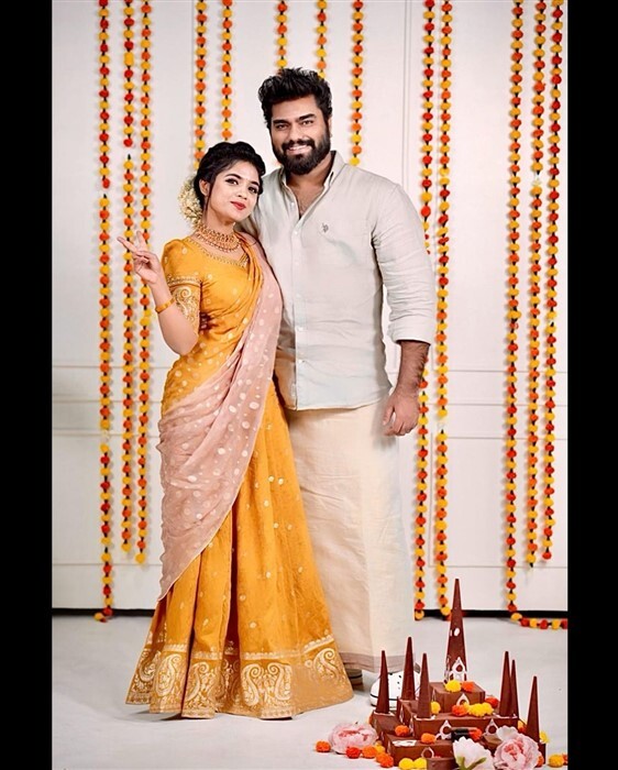 റോബിനുമായി നിശ്ചയം കഴിഞ്ഞ് 1 വർഷം ആയില്ലേ? ഇനിയും വിവാഹമില്ലേ?; ആരതി ...