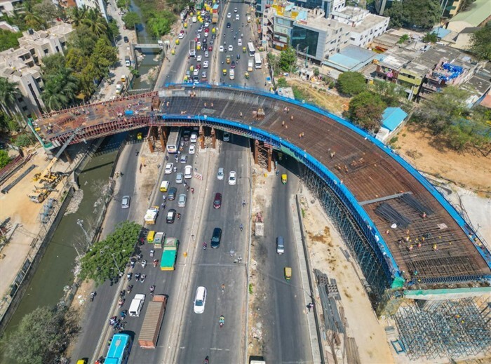 Silk board flyover: ಯು ಆಕಾರಾದ ಫ್ಲೈಓವರ್‌ ಕಾಮಗಾರಿ ಎಲ್ಲಿಗೆ ಬಂತು? | Flyover ...