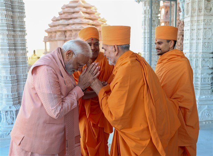 Inside Pictures Of Narendra Modi Inauguration Of The BAPS Hindu Mandir ...