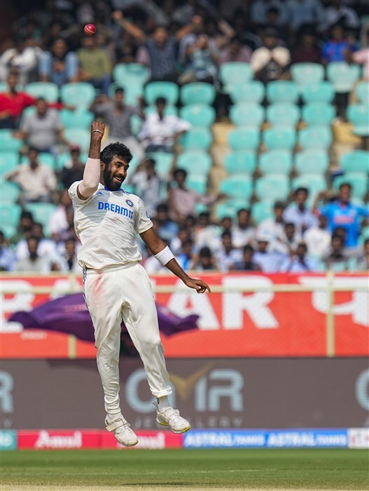 Jasprit Bumrah: ನಾಲ್ಕನೇ ಟೆಸ್ಟ್‌ಗೆ ಬುಮ್ರಾಗೆ ವಿಶ್ರಾಂತಿ; ತಂಡದಿಂದ ಹೊರಬಿದ್ದ ...